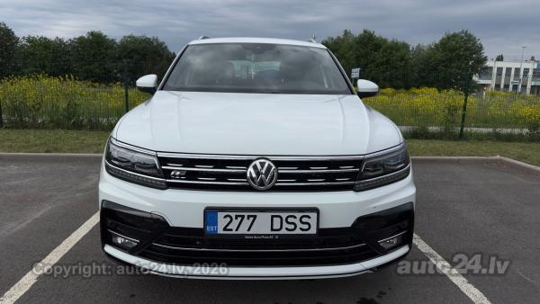 White Volkswagen Tiguan 2020 in Tallinn, with an engine capacity of 2.00 L and mileage of 98 thousand km for 27700 €, photo 3 on AUTOMOTO.COM.LV