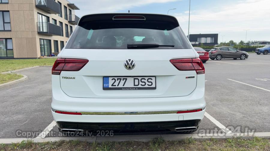 Balts Volkswagen Tiguan 2020 Tallina, ar dzinēja tilpumu 2.00 L un nobraukumu 98 tūkst. km par 27700 €, foto 5 vietnē AUTOMOTO.COM.LV
