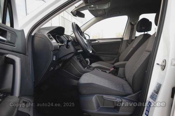 Balts Volkswagen Tiguan 2021 Tartu, ar dzinēja tilpumu 1.50 L un nobraukumu 59 tūkst. km par 23900 €, foto 11 vietnē AUTOMOTO.COM.LV