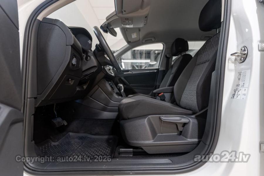 Balts Volkswagen Tiguan 2021 Tallina, ar dzinēja tilpumu 1.40 L un nobraukumu 108 tūkst. km par 24990 €, foto 6 vietnē AUTOMOTO.COM.LV
