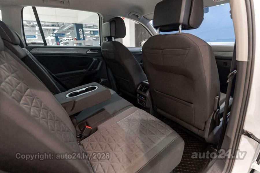 Balts Volkswagen Tiguan 2021 Tallina, ar dzinēja tilpumu 1.40 L un nobraukumu 108 tūkst. km par 24990 €, foto 17 vietnē AUTOMOTO.COM.LV