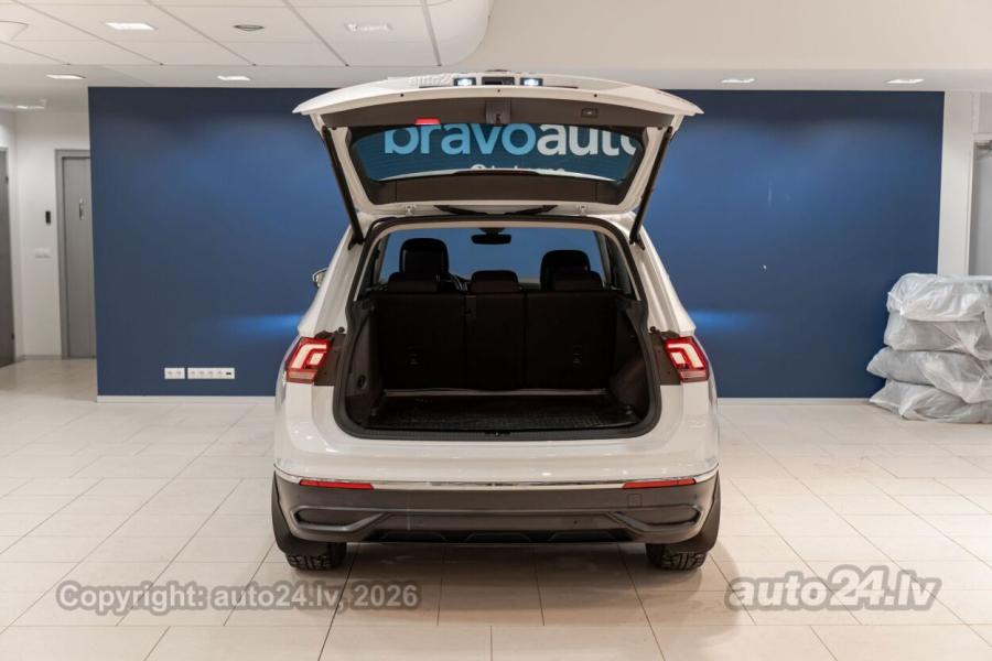 Balts Volkswagen Tiguan 2021 Tallina, ar dzinēja tilpumu 1.40 L un nobraukumu 108 tūkst. km par 24990 €, foto 20 vietnē AUTOMOTO.COM.LV