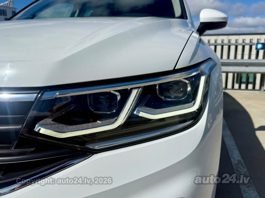 Белый Фольксваген Тигуан 2021 в Таллин, объемом двигателя 1.50 л и пробегом 98 тыс. км за 21990 €, фото 22 на AUTOMOTO.COM.LV