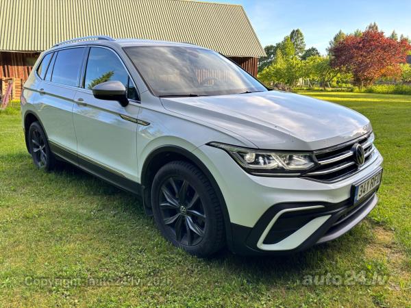 Balts Volkswagen Tiguan 2022 Tartu, ar dzinēja tilpumu 2.00 L un nobraukumu 101 tūkst. km par 25800 €, foto  vietnē AUTOMOTO.COM.LV