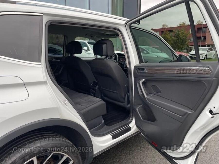 Balts Volkswagen Tiguan 2022 Tallina, ar dzinēja tilpumu 2.00 L un nobraukumu 68 tūkst. km par 28900 €, foto 6 vietnē AUTOMOTO.COM.LV