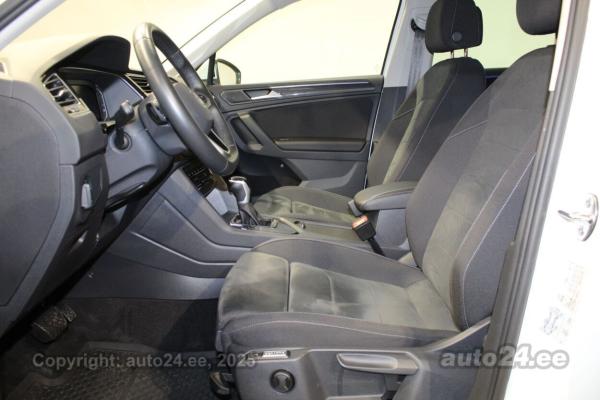 Balts Volkswagen Tiguan 2023 Tallina, ar dzinēja tilpumu 1.50 L un nobraukumu 18 tūkst. km par 28990 €, foto 11 vietnē AUTOMOTO.COM.LV