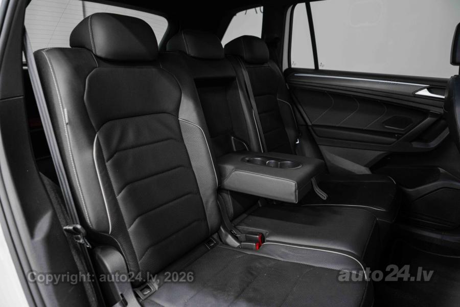 Белый Фольксваген Тигуан 2023 в Таллин, объемом двигателя 2.00 л и пробегом 100 тыс. км за 30900 €, фото 14 на AUTOMOTO.COM.LV