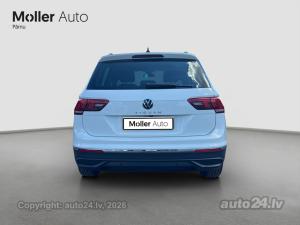 White Volkswagen Tiguan 2023 in Parnu, with an engine capacity of 1.50 L and mileage of 106 thousand km for 23900 €, photo 5 on AUTOMOTO.COM.LV