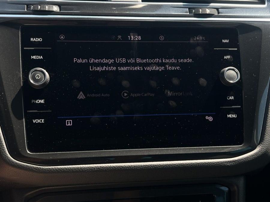 Balts Volkswagen Tiguan 2023 Pērnava, ar dzinēja tilpumu 1.50 L un nobraukumu 106 tūkst. km par 23850 €, foto 10 vietnē AUTOMOTO.COM.LV