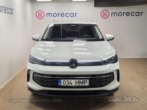 Balts Volkswagen Tiguan 2024 Tallina, ar dzinēja tilpumu 1.50 L un nobraukumu 19 tūkst. km par 30900 €, foto 3 vietnē AUTOMOTO.COM.LV