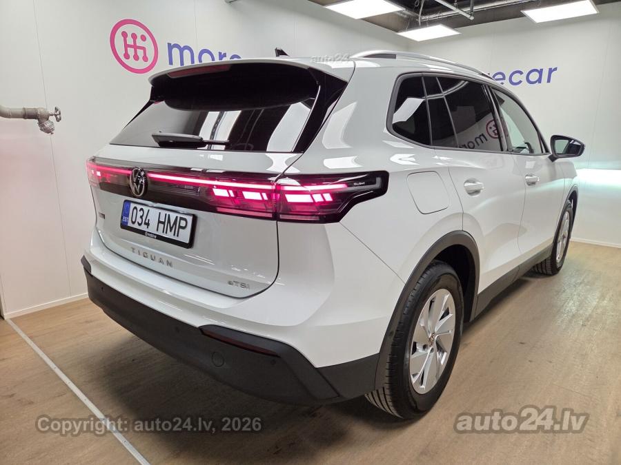 Balts Volkswagen Tiguan 2024 Tallina, ar dzinēja tilpumu 1.50 L un nobraukumu 19 tūkst. km par 30900 €, foto 7 vietnē AUTOMOTO.COM.LV