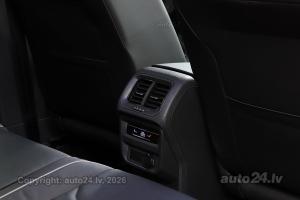 White Volkswagen Tiguan 2024 in Tallinn, with an engine capacity of 2.00 L and mileage of 57 thousand km for 35995 €, photo 23 on AUTOMOTO.COM.LV