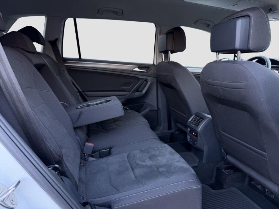 Balts Volkswagen Tiguan 2024 Pērnava, ar dzinēja tilpumu 2.00 L un nobraukumu 50 tūkst. km par 34900 €, foto 8 vietnē AUTOMOTO.COM.LV