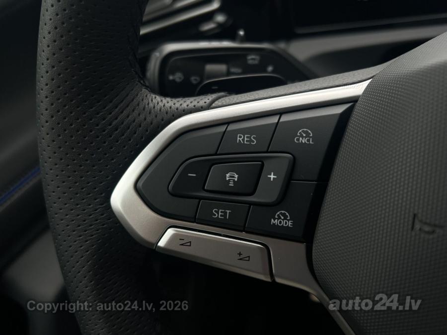 White Volkswagen Tiguan 2026 in Parnu, with an engine capacity of 1.50 L and mileage of 4 thousand km for 49900 €, photo 12 on AUTOMOTO.COM.LV