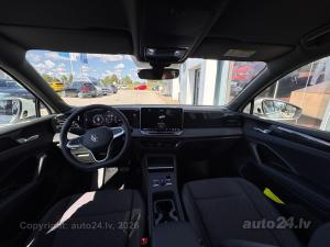 White Volkswagen Tiguan 2026 in Viljandi, with an engine capacity of 1.50 L and mileage of 0 thousand km for 37994 €, photo 8 on AUTOMOTO.COM.LV