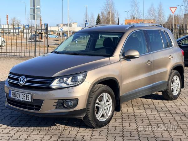 Dzeltens Volkswagen Tiguan 2011 Tartu, ar dzinēja tilpumu 2.00 L un nobraukumu 187 tūkst. km par 10990 €, foto 5 vietnē AUTOMOTO.COM.LV