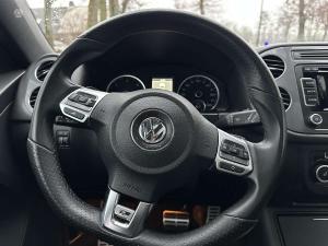Yellow Volkswagen Tiguan 2012 in Kaunas, with an engine capacity of 1.97 L and mileage of 230 thousand km for 9990 €, photo 18 on AUTOMOTO.COM.LV