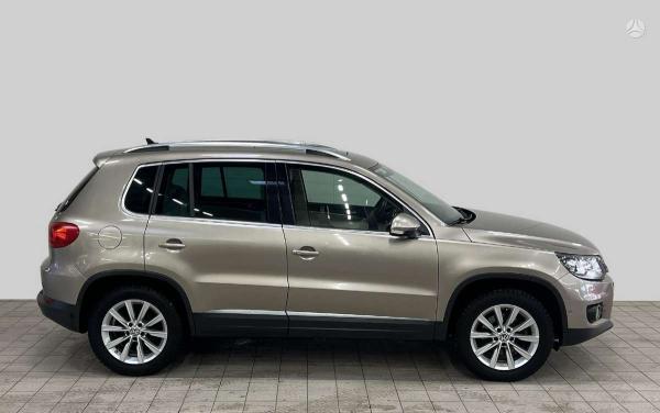 Dzeltens Volkswagen Tiguan 2013 Kauņa, ar dzinēja tilpumu 1.98 L un nobraukumu 142 tūkst. km par 11800 €, foto 3 vietnē AUTOMOTO.COM.LV