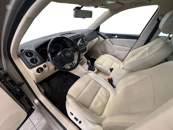 Dzeltens Volkswagen Tiguan 2013 Kauņa, ar dzinēja tilpumu 1.98 L un nobraukumu 142 tūkst. km par 11800 €, foto 7 vietnē AUTOMOTO.COM.LV
