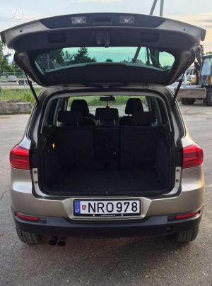 Yellow Volkswagen Tiguan 2013 in Radviliskis, with an engine capacity of 1.97 L and mileage of 320 thousand km for 8000 €, photo 10 on AUTOMOTO.COM.LV