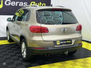 Yellow Volkswagen Tiguan 2013 in Vilnius, with an engine capacity of 1.97 L and mileage of 319 thousand km for 8500 €, photo 7 on AUTOMOTO.COM.LV
