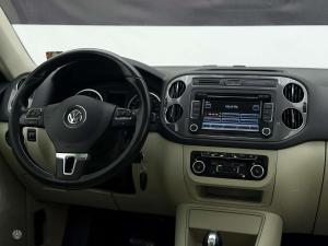 Yellow Volkswagen Tiguan 2013 in Vilnius, with an engine capacity of 1.97 L and mileage of 319 thousand km for 8500 €, photo 17 on AUTOMOTO.COM.LV