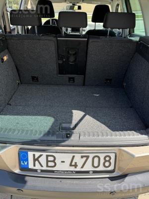 Dzeltens Volkswagen Tiguan 2015 Rīga, ar dzinēja tilpumu 2.00 L un nobraukumu 99 tūkst. km par 12000 €, foto 9 vietnē AUTOMOTO.COM.LV