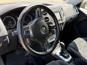 Dzeltens Volkswagen Tiguan 2015 Rīga, ar dzinēja tilpumu 2.00 L un nobraukumu 99 tūkst. km par 12000 €, foto 10 vietnē AUTOMOTO.COM.LV