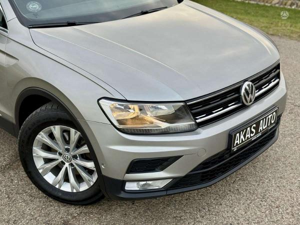 Yellow Volkswagen Tiguan 2017 in Vilkaviskis, with an engine capacity of 1.97 L and mileage of 208 thousand km for 15100 €, photo 7 on AUTOMOTO.COM.LV