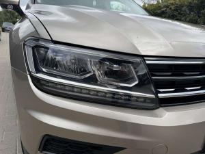 Yellow Volkswagen Tiguan 2017 in Kaunas, with an engine capacity of 1.40 L and mileage of 189 thousand km for 15990 €, photo 11 on AUTOMOTO.COM.LV