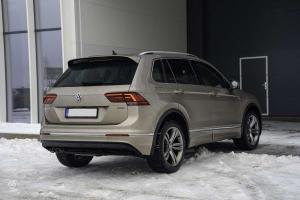 Yellow Volkswagen Tiguan 2018 in Vilnius, with an engine capacity of 1.97 L and mileage of 135 thousand km for 23100 €, photo 9 on AUTOMOTO.COM.LV