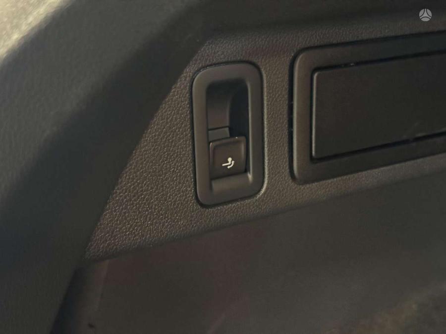 Dzeltens Volkswagen Tiguan 2018 Klaipėda, ar dzinēja tilpumu 1.97 L un nobraukumu 261 tūkst. km par 17950 €, foto 24 vietnē AUTOMOTO.COM.LV