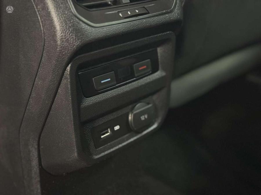 Dzeltens Volkswagen Tiguan 2018 Klaipėda, ar dzinēja tilpumu 1.97 L un nobraukumu 261 tūkst. km par 17950 €, foto 32 vietnē AUTOMOTO.COM.LV