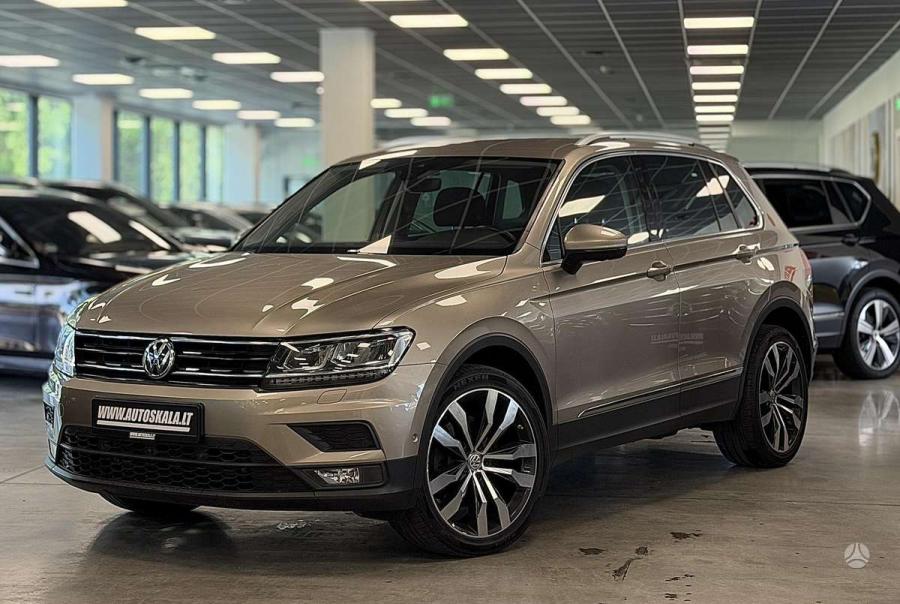 Yellow Volkswagen Tiguan 2018 in Klaipeda, with an engine capacity of 1.97 L and mileage of 261 thousand km for 17950 €, photo 25 on AUTOMOTO.COM.LV