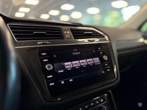 Yellow Volkswagen Tiguan 2018 in Klaipeda, with an engine capacity of 1.97 L and mileage of 261 thousand km for 17950 €, photo 30 on AUTOMOTO.COM.LV