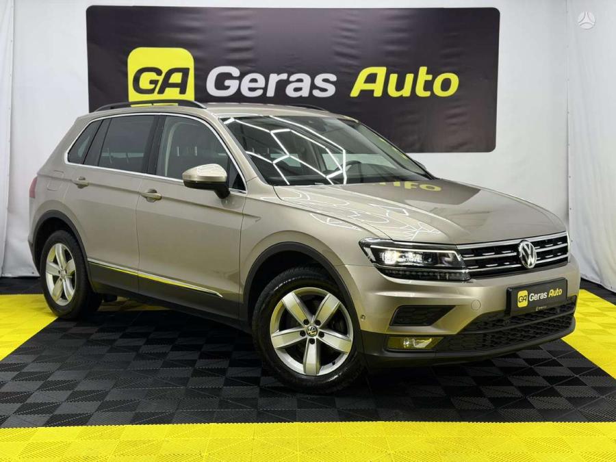 Yellow Volkswagen Tiguan 2019 in Vilnius, with an engine capacity of 1.97 L and mileage of 110 thousand km for 19490 €, photo 3 on AUTOMOTO.COM.LV