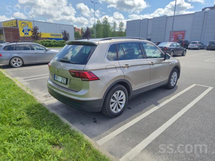 Желтый Фольксваген Тигуан 2019 в Елгава, объемом двигателя 2.00 л и пробегом 160 тыс. км за 17500 €, фото 6 на AUTOMOTO.COM.LV
