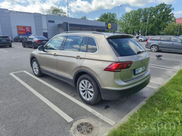 Yellow Volkswagen Tiguan 2019 in Jelgava, with an engine capacity of 2.00 L and mileage of 160 thousand km for 17500 €, photo 7 on AUTOMOTO.COM.LV