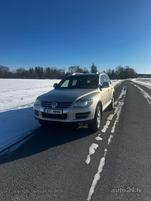 Smilšu krāsa Volkswagen Touareg 2008 Tallina, ar dzinēja tilpumu 3.00 L un nobraukumu 337 tūkst. km par 5600 €, foto 2 vietnē AUTOMOTO.COM.LV