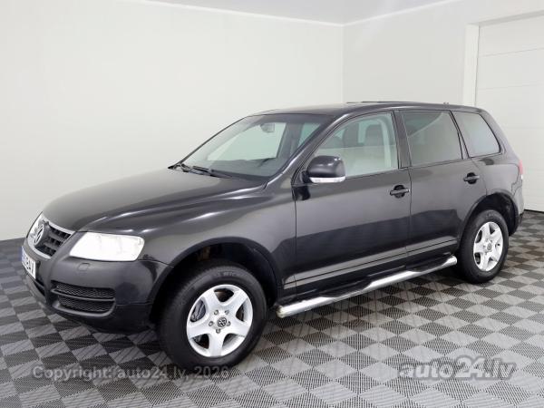 Melns Volkswagen Touareg 2003 Tallina, ar dzinēja tilpumu 3.20 L un nobraukumu 209 tūkst. km par 1799 €, foto 2 vietnē AUTOMOTO.COM.LV