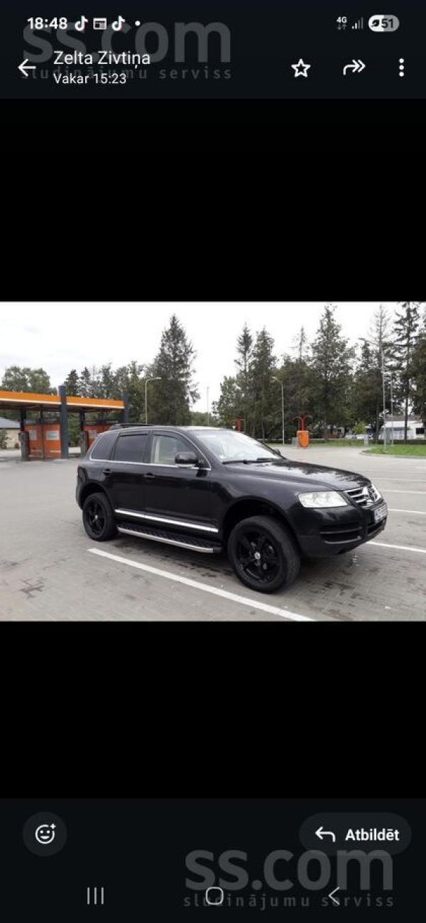 Black Volkswagen Touareg 2004 in Jelgava, with an engine capacity of 2.50 L and mileage of 338 thousand km for 2400 €, photo 1 on AUTOMOTO.COM.LV