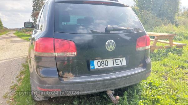 Volkswagen Touareg 2004 Jegeva vietnÄ Melns Volkswagen Touareg 2004 Jegeva, ar dzinÄja tilpumu 2.50 L un nobraukumu 570 tÅ«kst. km par 1500 ā¬, foto 3 vietnÄ AUTOMOTO.COM.LV