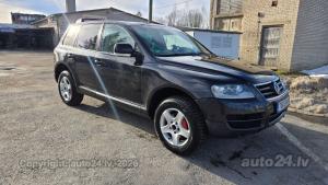 Black Volkswagen Touareg 2005 in Jogeva, with an engine capacity of 3.00 L and mileage of 339 thousand km for 4200 €, photo 6 on AUTOMOTO.COM.LV