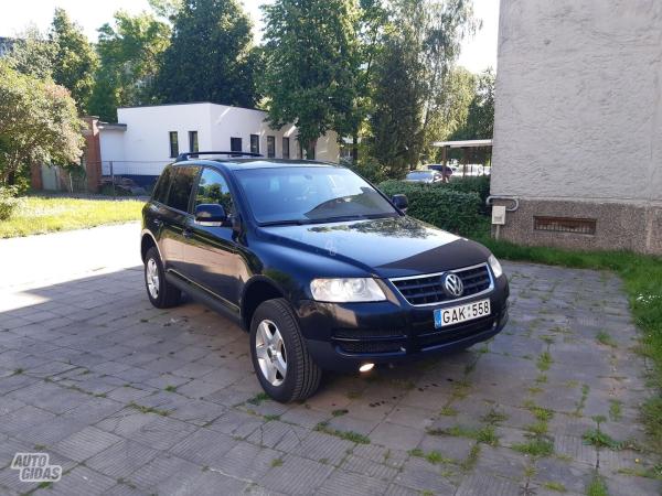 Melns Volkswagen Touareg 2005 Kauņa, ar dzinēja tilpumu 2.50 L un nobraukumu 200 tūkst. km par 2500 €, foto 6 vietnē AUTOMOTO.COM.LV