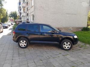 Melns Volkswagen Touareg 2005 Kauņa, ar dzinēja tilpumu 2.50 L un nobraukumu 200 tūkst. km par 2500 €, foto 10 vietnē AUTOMOTO.COM.LV
