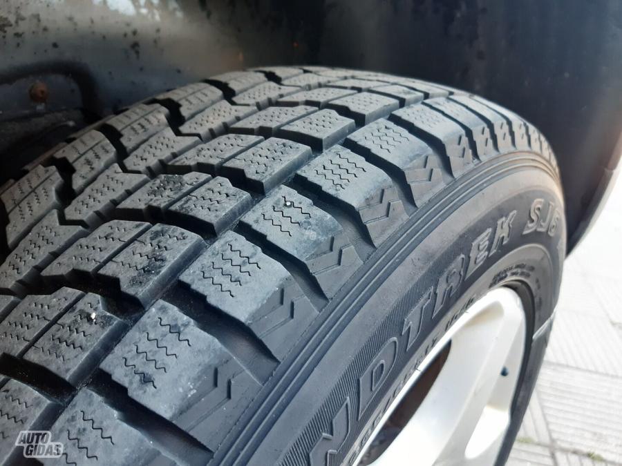Melns Volkswagen Touareg 2005 Kauņa, ar dzinēja tilpumu 2.50 L un nobraukumu 200 tūkst. km par 2500 €, foto 22 vietnē AUTOMOTO.COM.LV