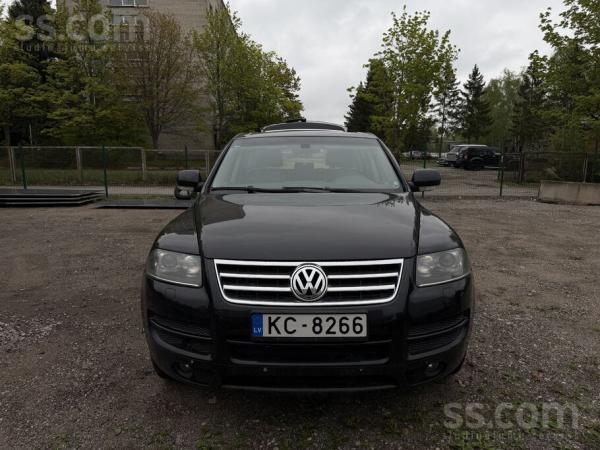 Melns Volkswagen Touareg 2005 Ventspils, ar dzinēja tilpumu 3.20 L un nobraukumu 236 tūkst. km par 5300 €, foto 3 vietnē AUTOMOTO.COM.LV