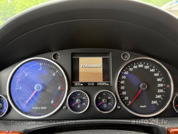 Черный Фольксваген Туарег 2005 в Рапла, объемом двигателя 3.00 л и пробегом 342 тыс. км за 3199 €, фото 5 на AUTOMOTO.COM.LV