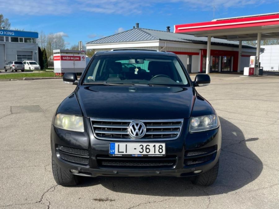 Melns Volkswagen Touareg 2005 Rīga, ar dzinēja tilpumu 3.00 L un nobraukumu 0 tūkst. km par 4900 €, foto 3 vietnē AUTOMOTO.COM.LV
