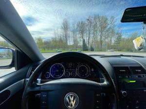 Melns Volkswagen Touareg 2005 Rīga, ar dzinēja tilpumu 3.00 L un nobraukumu 0 tūkst. km par 4900 €, foto 12 vietnē AUTOMOTO.COM.LV